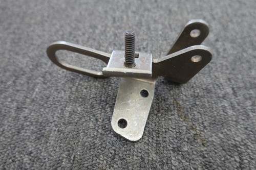 NOS 440 SIX PACK THROTTLE CABLE BRACKET | eBay