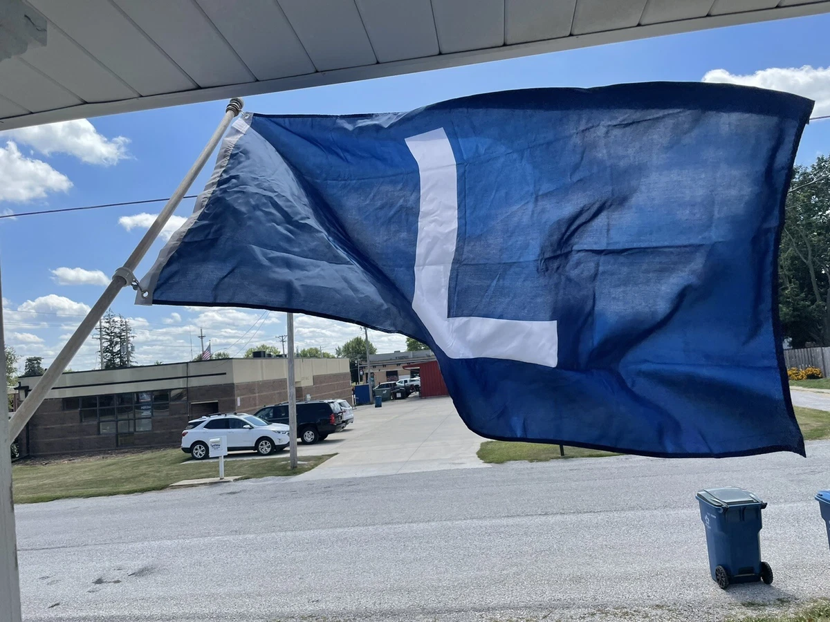 Loss Cubs Flag