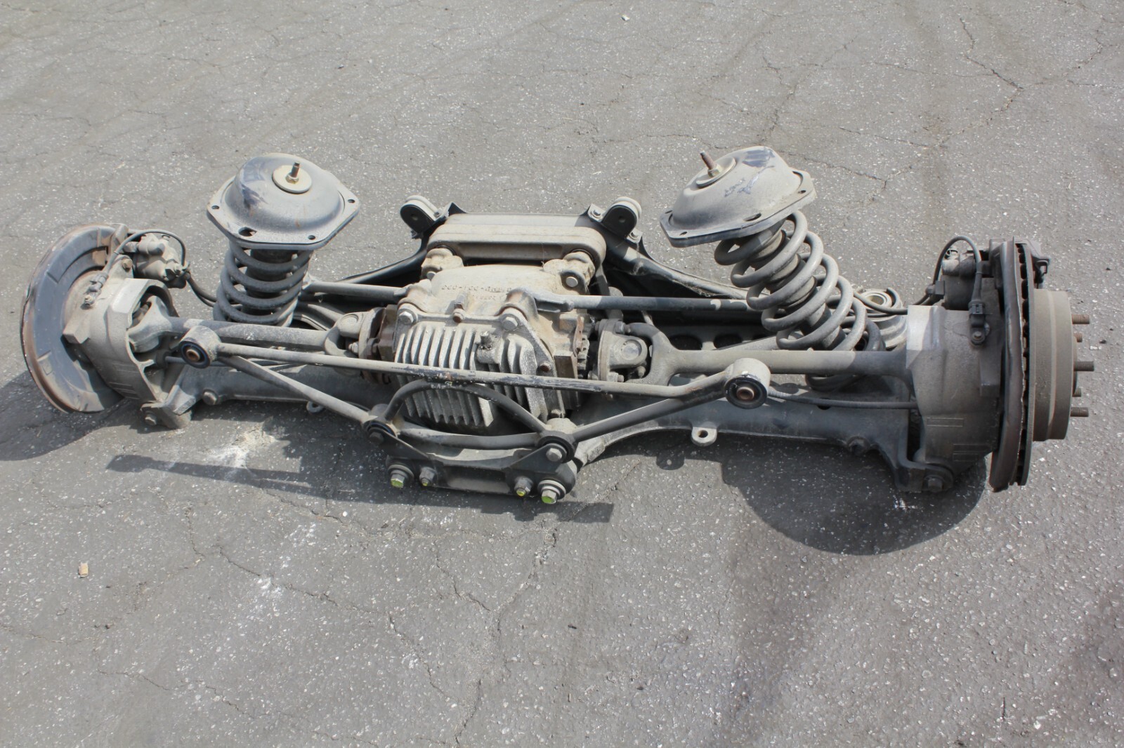 JDM JAGUAR OEM REAR DIFFERENTIAL COMPLETE SUBFRAME ASSEMBLY | eBay