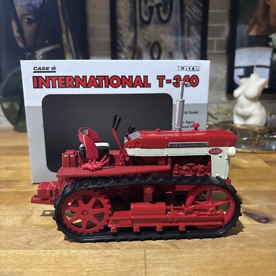 Ertl Case International T-340 Crawler Tractor 1:16 Scale Tracked Dozer ...