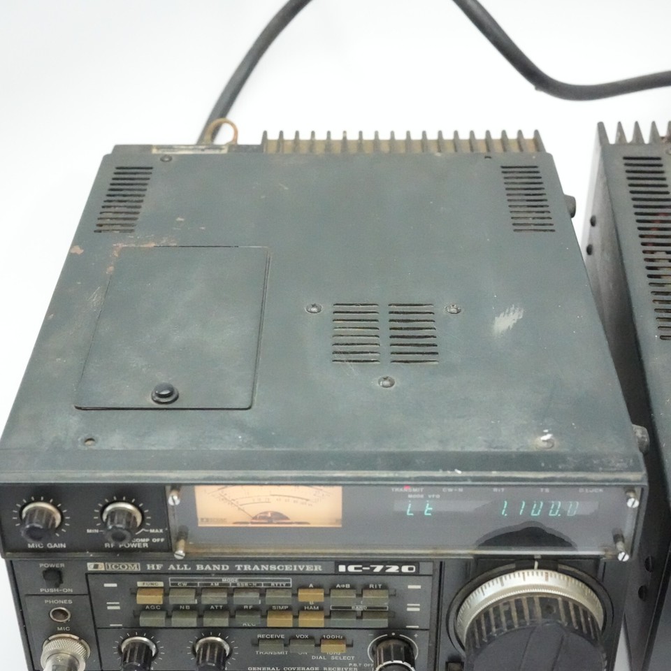 Icom IC-720 HF HAM Radio Transceiver & IC-PS15 Power Supply | Ham Radio ...