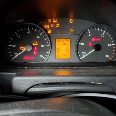 MERCEDES MERCEDES SPRINTER 2500 Speedometer MPH, w/o bright chrome ...