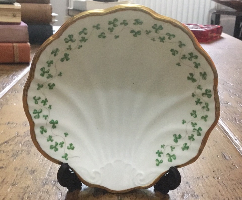 Royal Tara Fine China Shamrock Clam Shell Shaped Trinket Dish Made in ...
