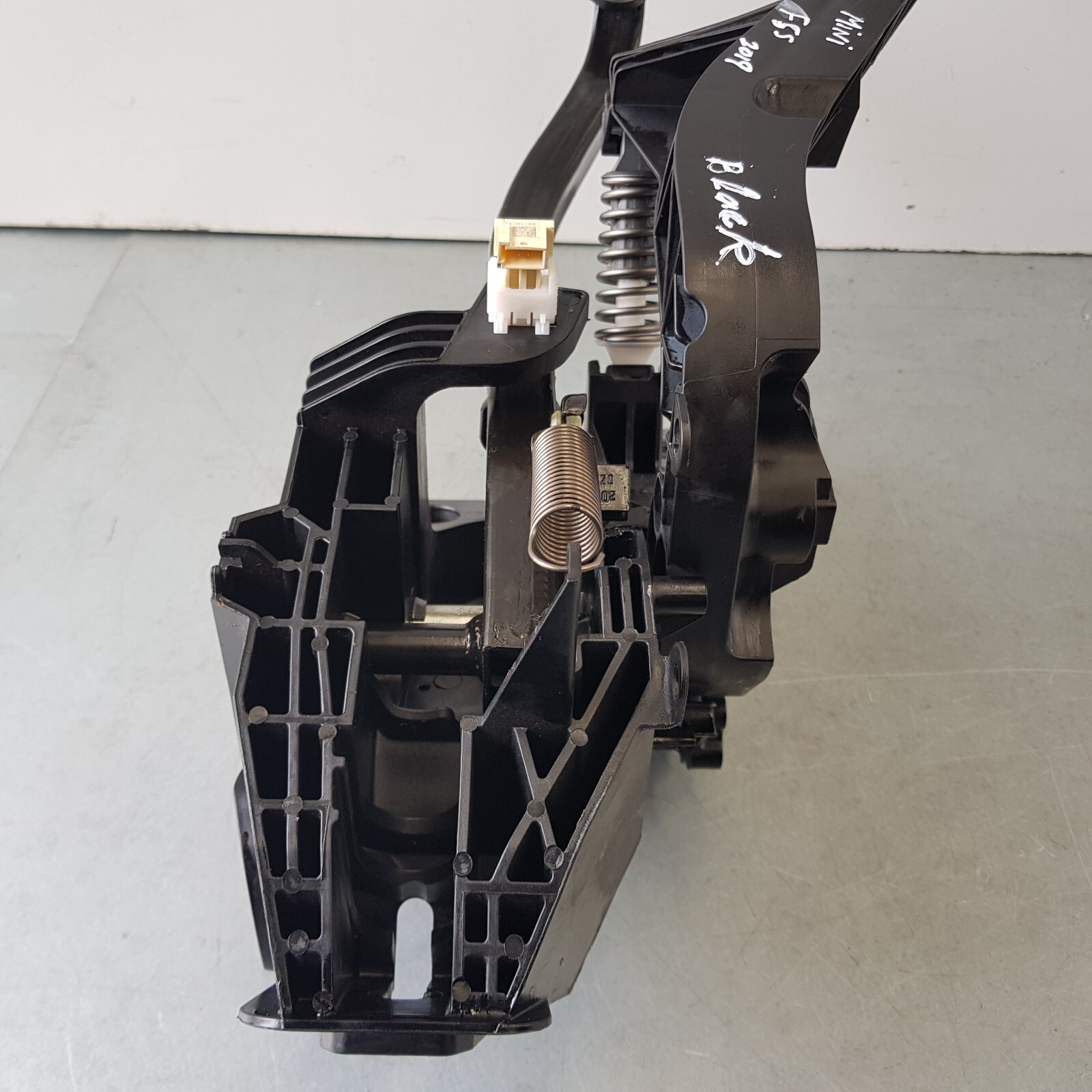 MINI COOPER F55 JCW 2.0i MANUAL 2019 BRAKE AND CLUTCH PEDAL 6860677 ...