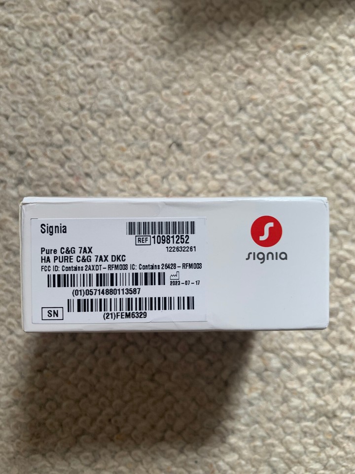 Signia Pure Charge&Go 7AX Hearing Aids Pure C&G 7AX DKC With Charger ...