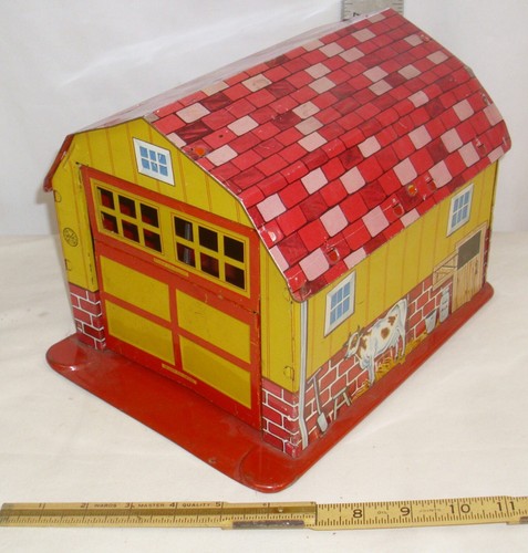 MARX AUTOMATIC DOOR TRACTOR BARN TIN BUILDING TOY NICE | eBay