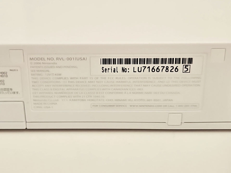 Nintendo Wii Console Bundle 6 Games Microphone Controller Rock Band ...