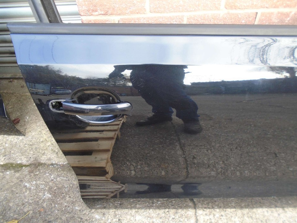 VOLKSWAGEN POLO DOOR - BARE (FRONT DRIVER/RIGHT SIDE) BLACK 5 DOOR 2009 ...