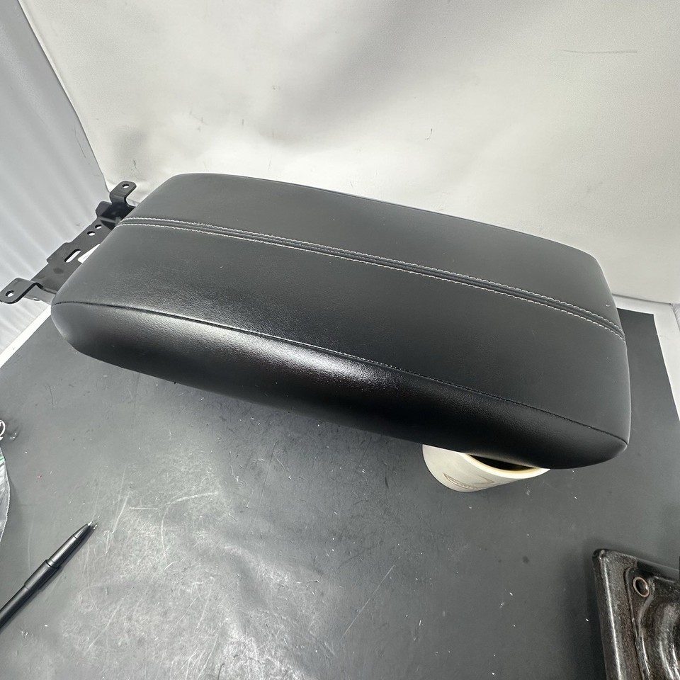 2019-2022 Nissan Altima Center Console Armrest Cover Lid Black Leather ...