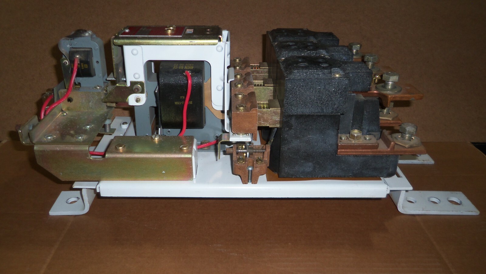 New Square D 8903XO11 Latching Lighting Contactor 300 Amp 480v 277v ...