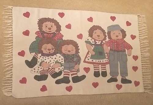 💥 Vtg Raggedy Ann & Andy, Family Woven Rug Fringe 42" x 27.5" READ ...