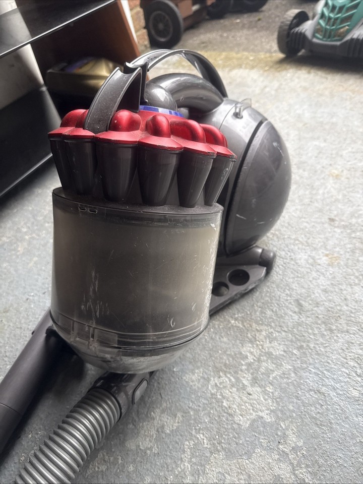 Dyson Ball Multifloor Cylinder Vacuum Cleaner | eBay UK