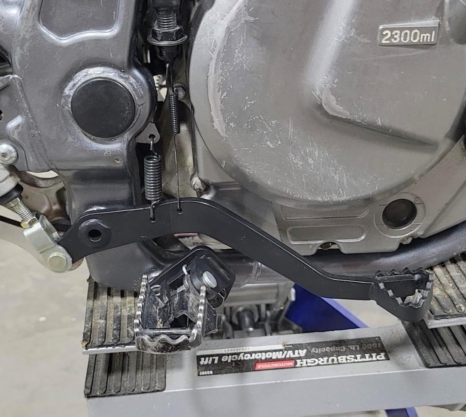 1996-2022 Suzuki DR650 Rear Brake Lowering Lever | Steel | Black