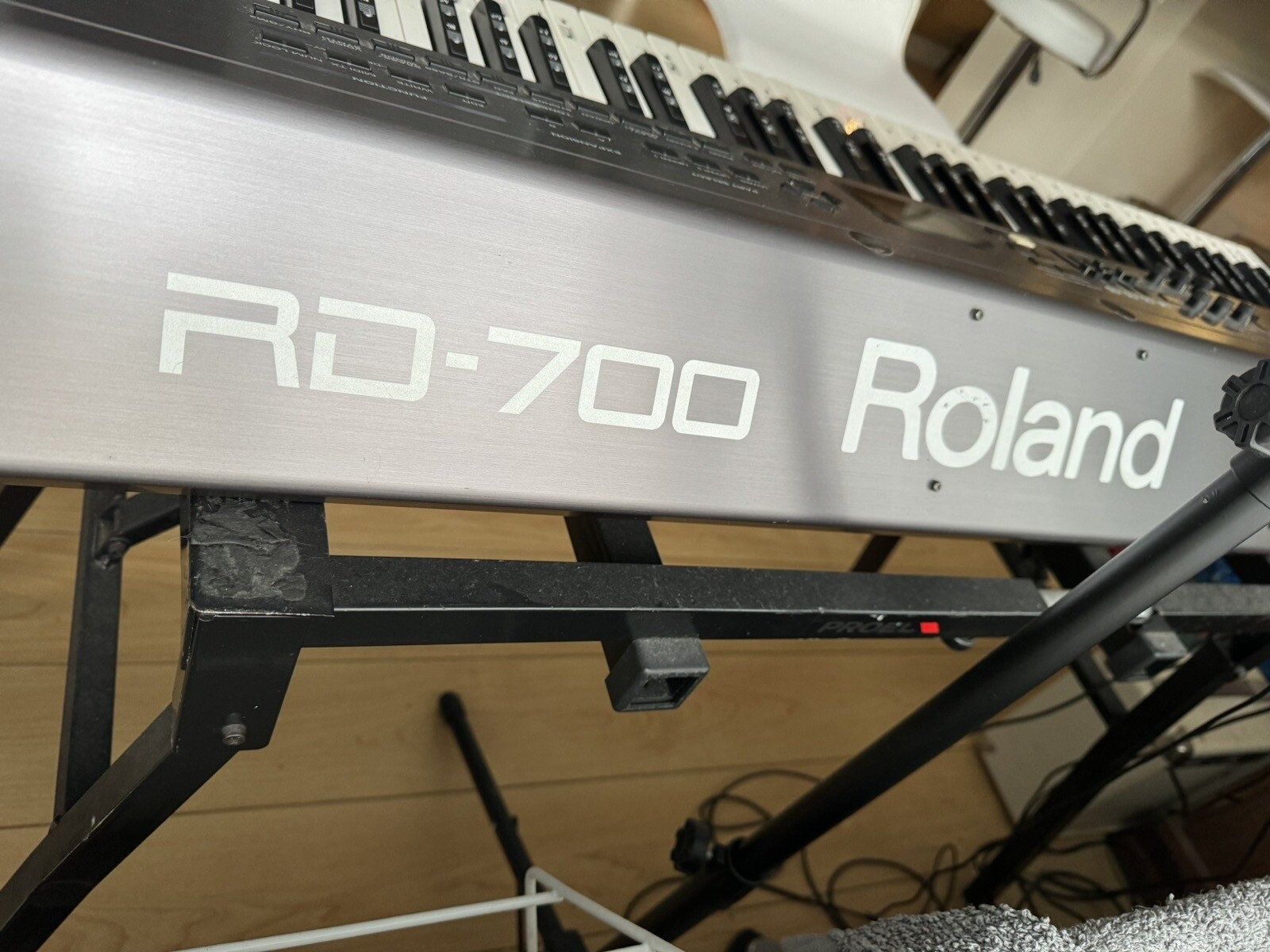 Roland RD700 on stage 88 Keyboard, Stand and Amplifier Included | eBay UK