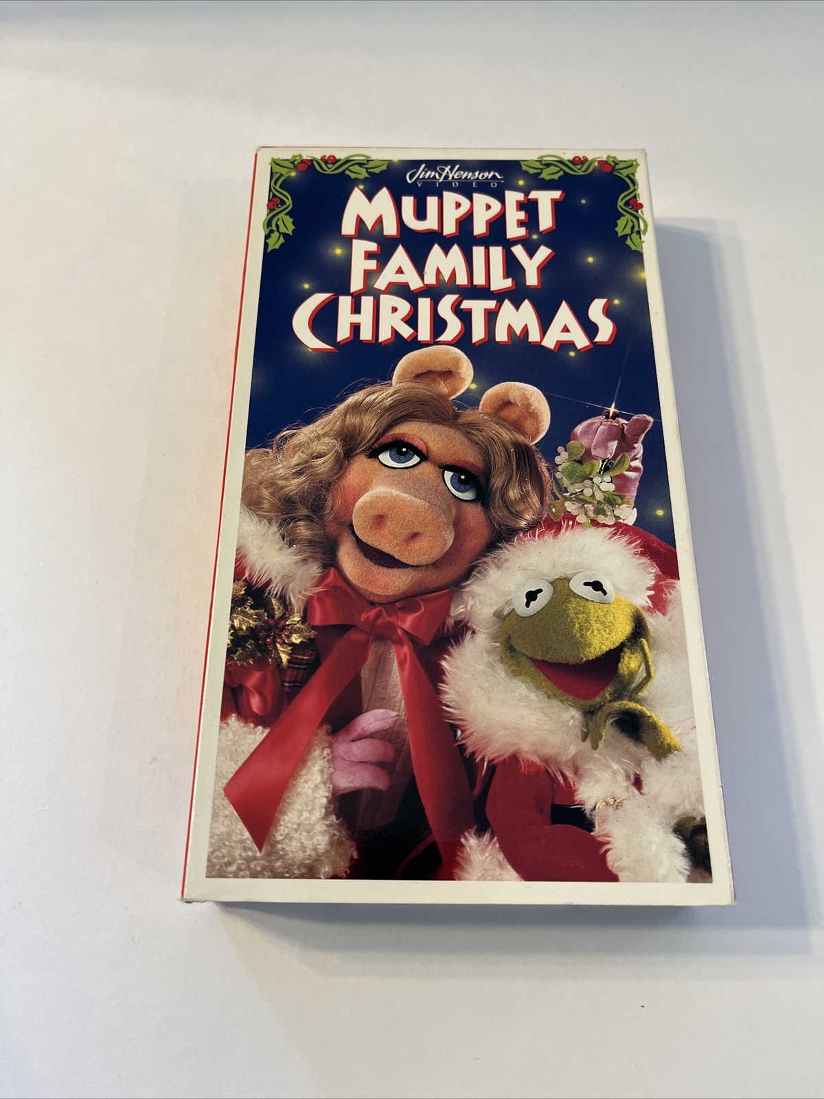 A Muppet Family Christmas (VHS) | Grelly USA