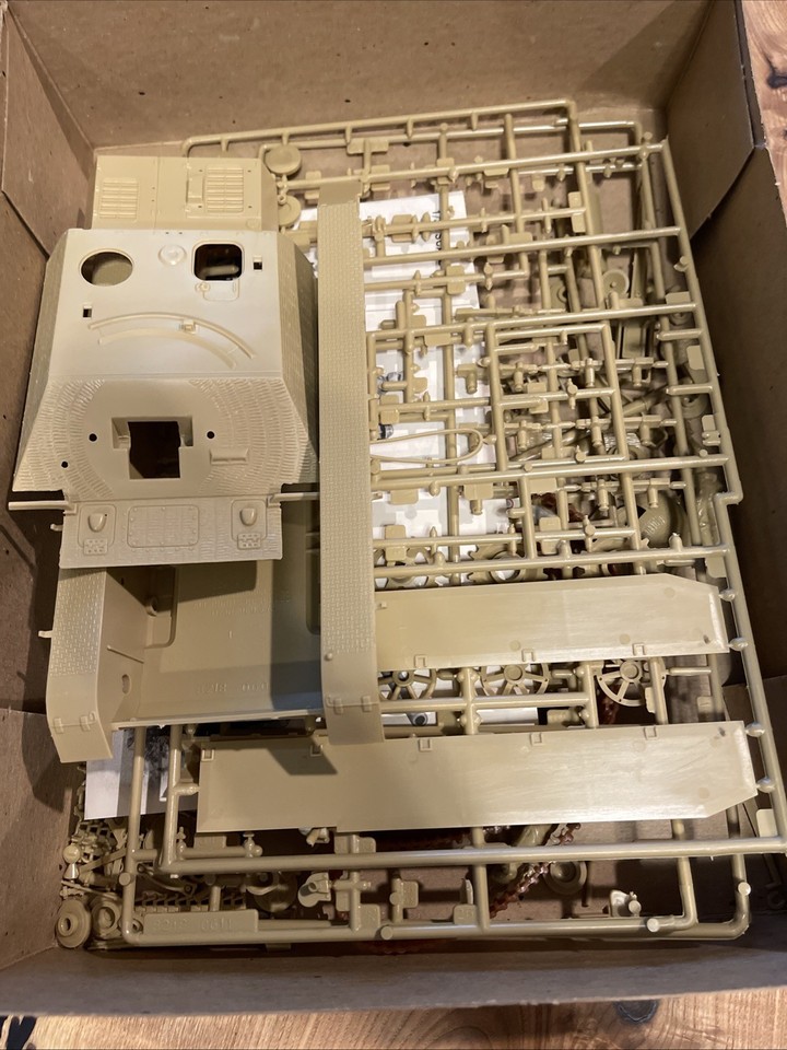 1973 Monogram Armor Series Panzerjager IV German Tank Hunter 1:32 Scale ...