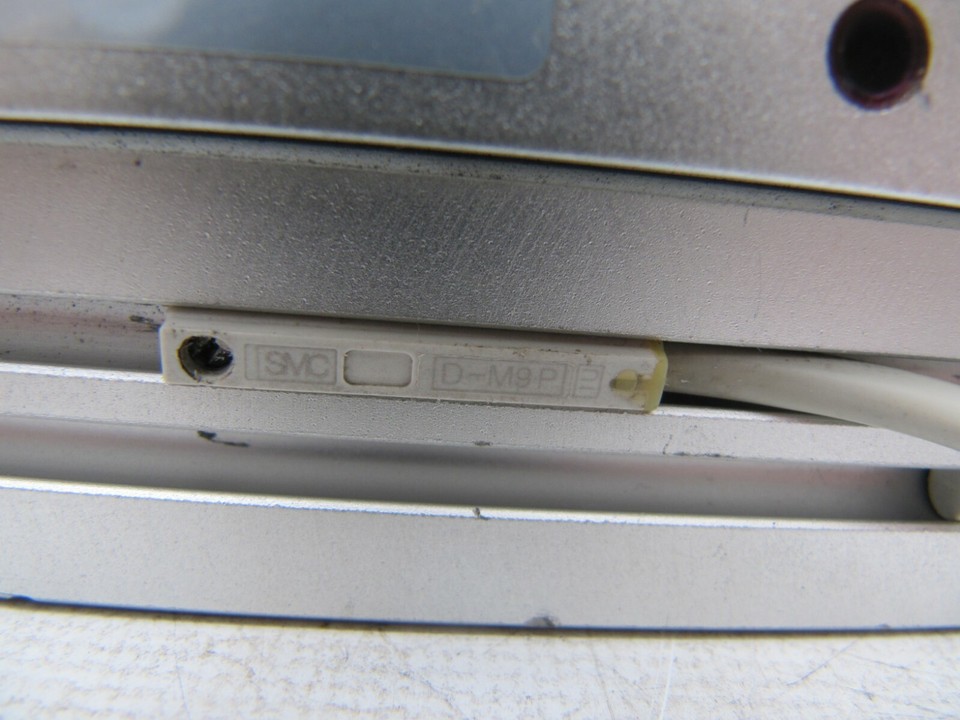 SMC Pneumatic Slide Cylinder with D-M9P Sensors and Flow Controls MXS16 ...