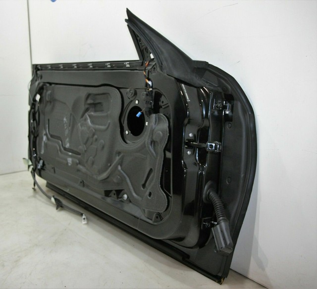 BMW Door Front Left 41007327345 4' F32 F82 M4 F33 Black Sapphire ...