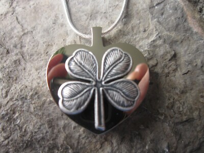 STAINLESS STEEL IRISH SHAMROCK HEART URN NECKLACE -MOURNING, ASHES ...