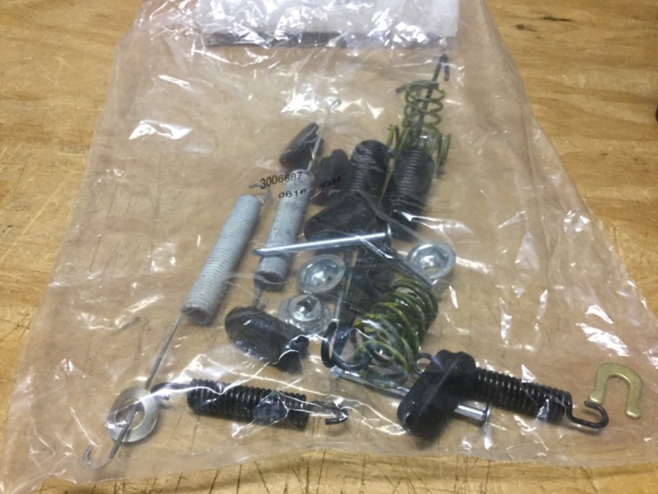 NAPA Drum Brake Hardware Kit Rear 3389 | eBay