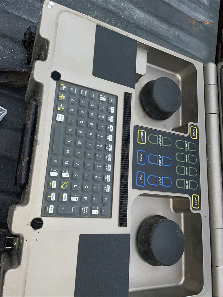 PackBot EOD iRobot OCU Controller Military Laptop Control Unit Laptop ...