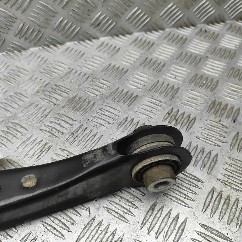 MG 4 EH32 Querlenker hinten rechts 10881723 Strom 125 kW 2024 33531477 ...