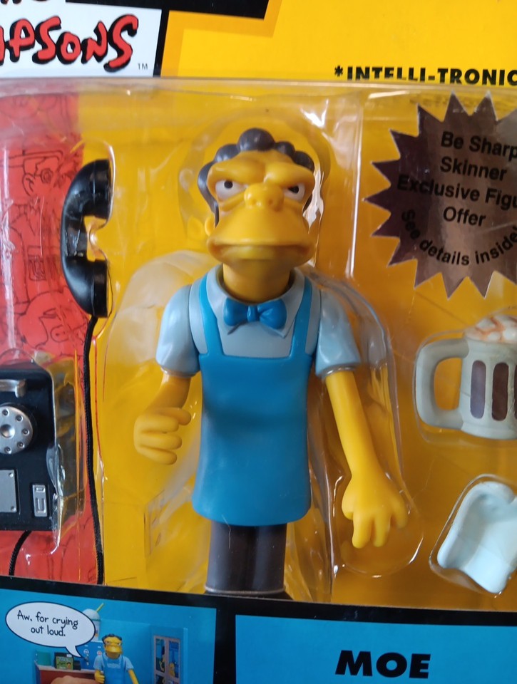 The Simpsons Moe World of Springfield Interactive Figure Playmates 2000 ...