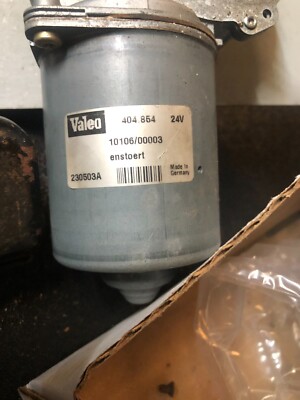 Valeo Nidec 404.854 DCK31 24V Dc Worm Gear Motor in Great Condition ...