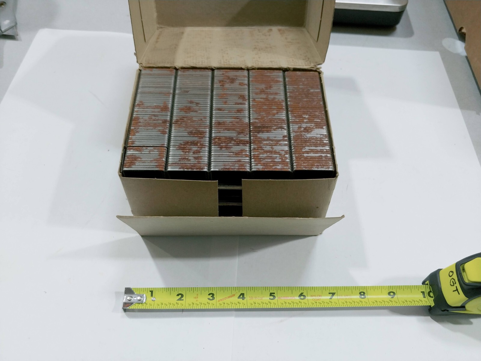 Staples #7L8 1 1/4" width 3/4" depth crown steel Container Stapling ...