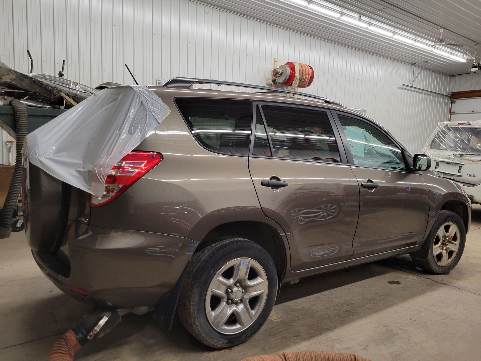 06-14 TOYOTA RAV-4 PASSENGER RIGHT REAR SIDE POWER DOOR PYRITE PAINT ...