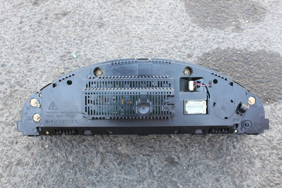 2000-2006 MERCEDES CL CLASS SPEEDOMETER INSTRUMENT GAUGE CLUSTER C560 ...