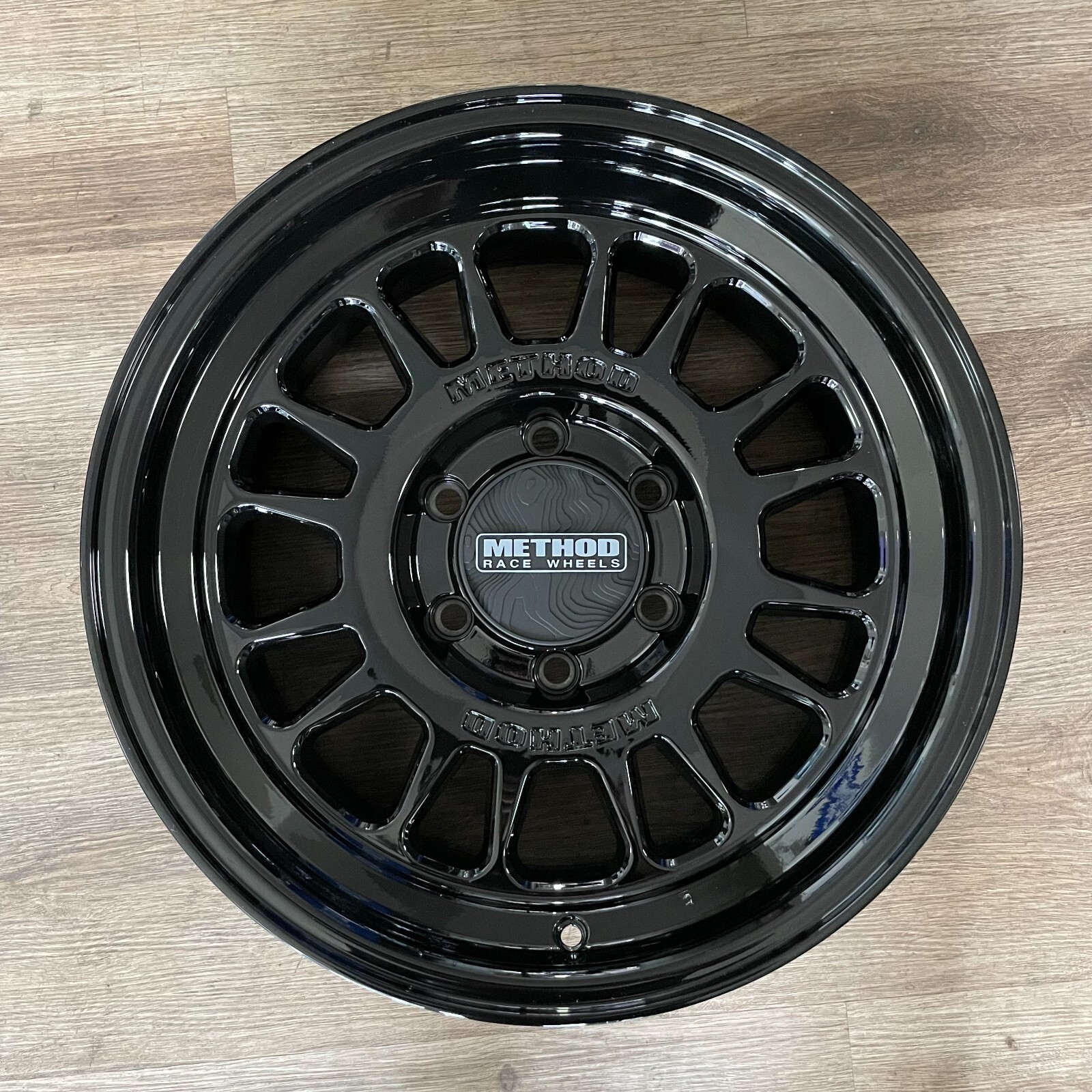 Method Race Wheels MR318 17x8.5 +0 6x139.7 Gloss Black (Set of 4) | eBay
