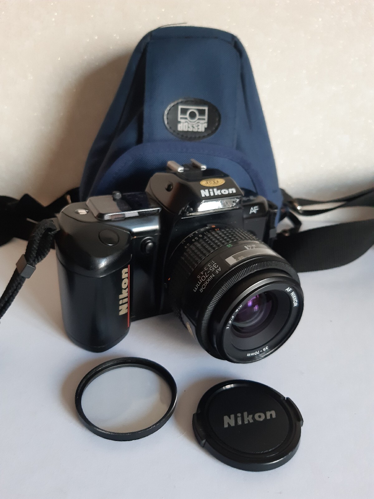 Nikon F401 35mm AF SLR Film Camera Body, 35-70mm Lens, Filter, Cap ...