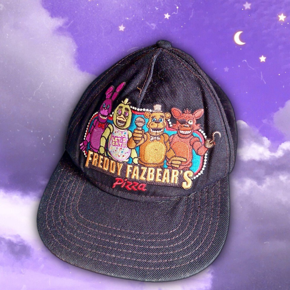 Freddy Fazbear's Pizza Hat - Gem