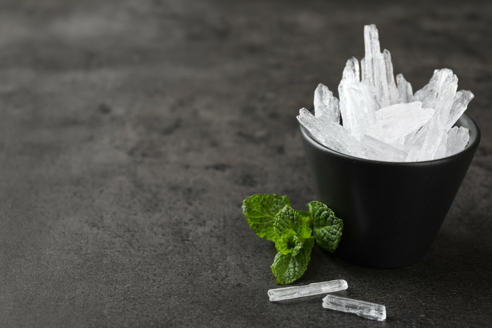 Pure Natural Menthol Crystals - 30g | Pharmaceutical Grade | Ideal Flu ...