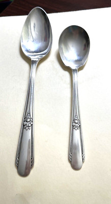 Wm Rogers Vtg Silverplate Sugar Spoon & Serving Spoon AI Plus Fruit ...