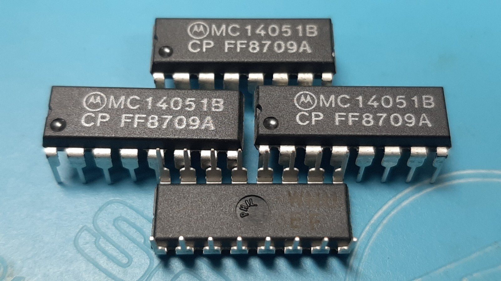 MC14051B Motorola IC CMOS Analog Multiplexer Mc14051 4051 - NOS for ...