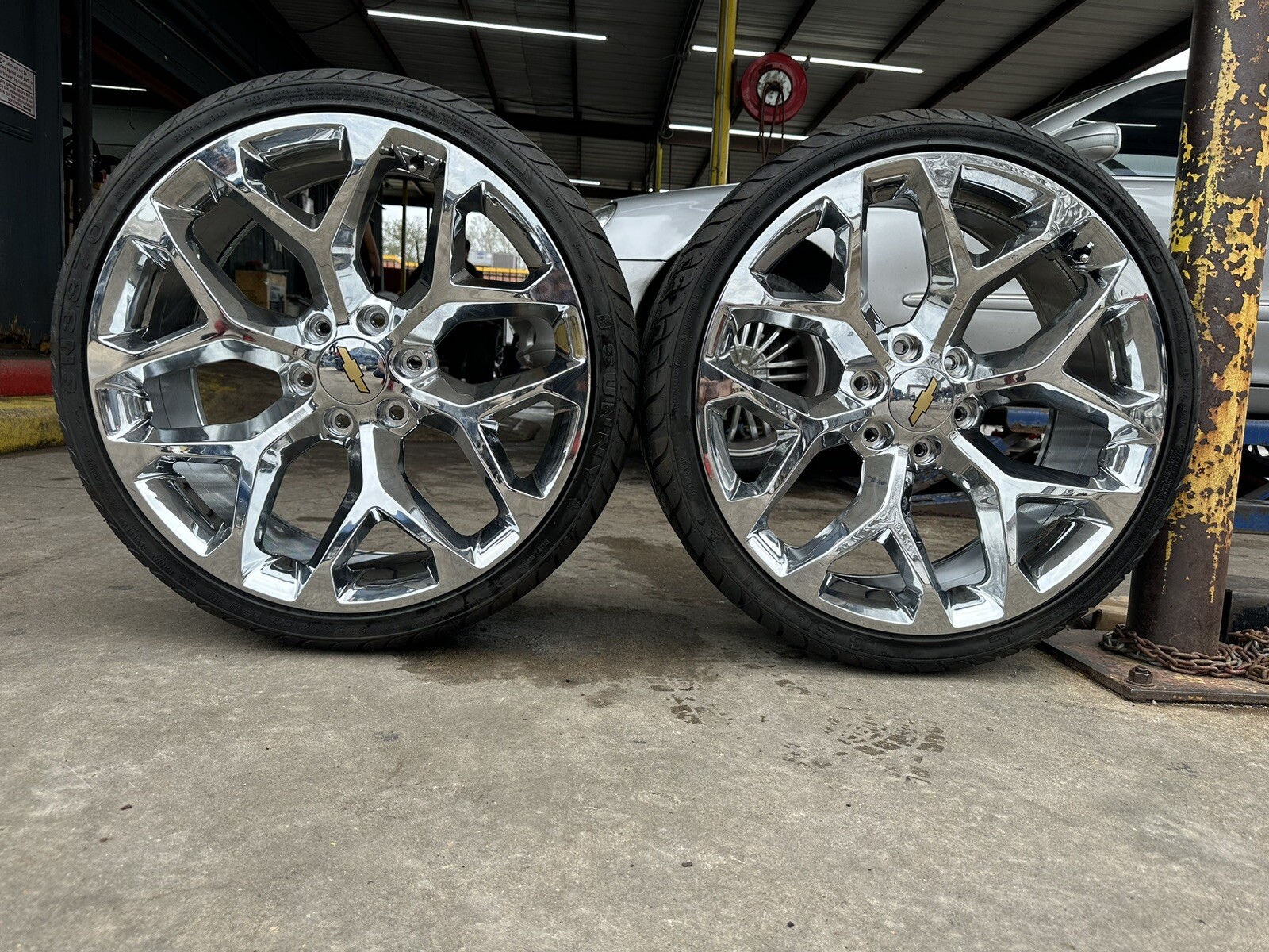 New 24” SnowFlake Rims Tires TPMS 6x139 CHROME W/Tires GMC CHEVY ...