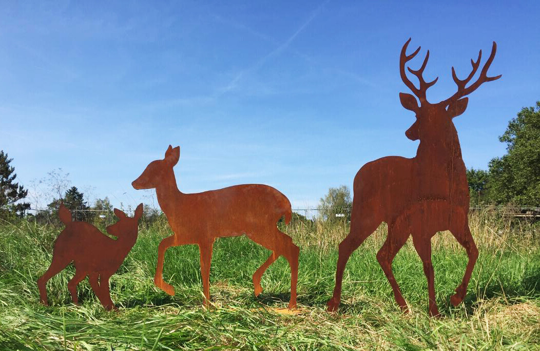 Familie Hirsch 147cm mit Reh 93cm und Kitz 60cm lebensgroß Rost ...