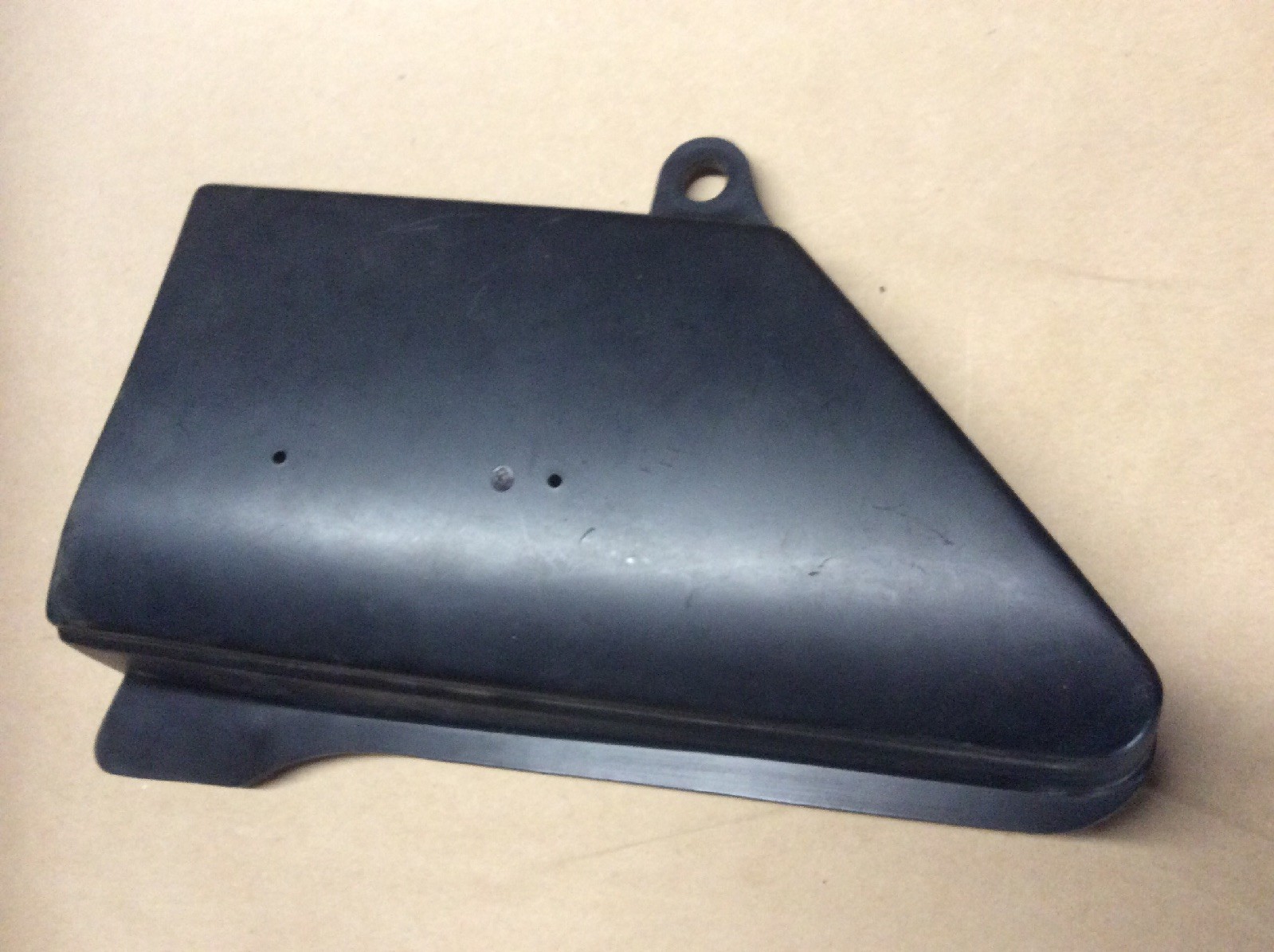 SUZUKI GS750 GS 750 RIGHT FRAME COVER OEM NOS 47111-45000 | eBay