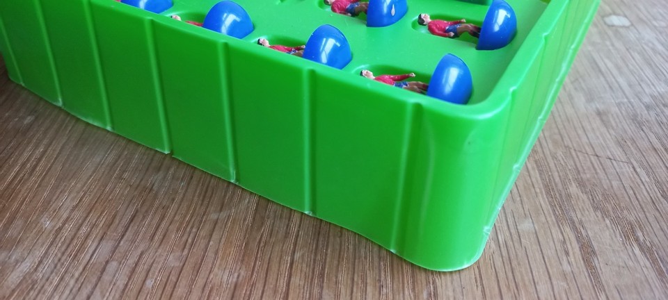 Subbuteo FIFA World Cup Spain 82 Box Set England and Spain Teams plus ...