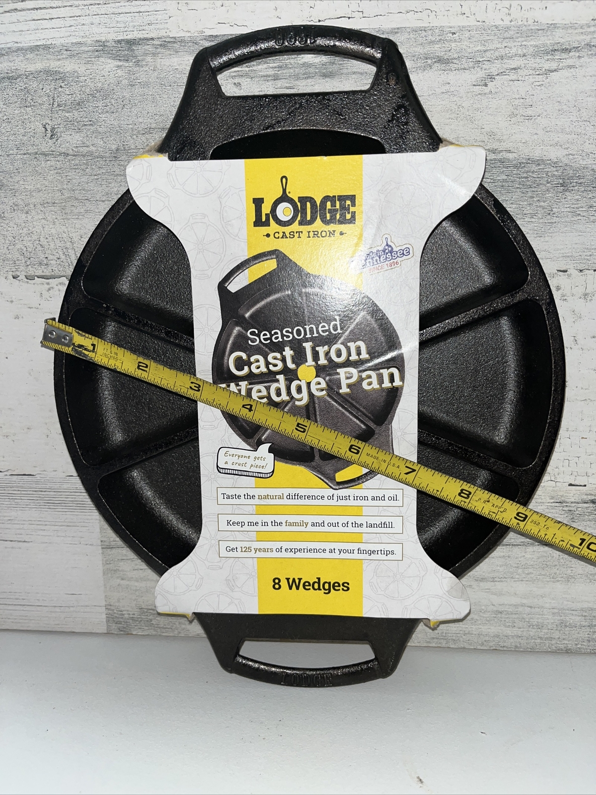Lodge Wedge Cast Iron Cornbread Pan BW8WP Lodge BW8WP 075536374079 for ...