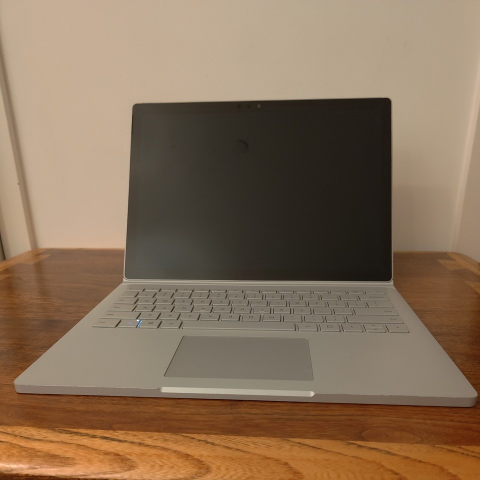 Microsoft Surface Book 2 1832 13.5" Touch UHD i7-8650U 16GB 1TB - READ ...