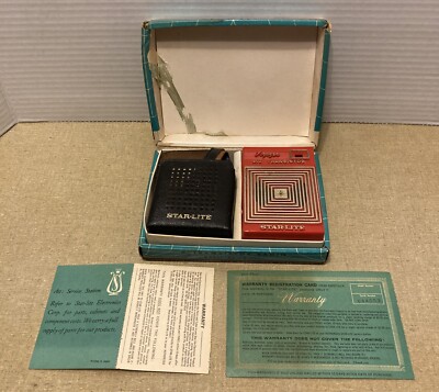 Vintage 1960's Six Transistor Radio Red/Gold trim Starlite Voyager ...