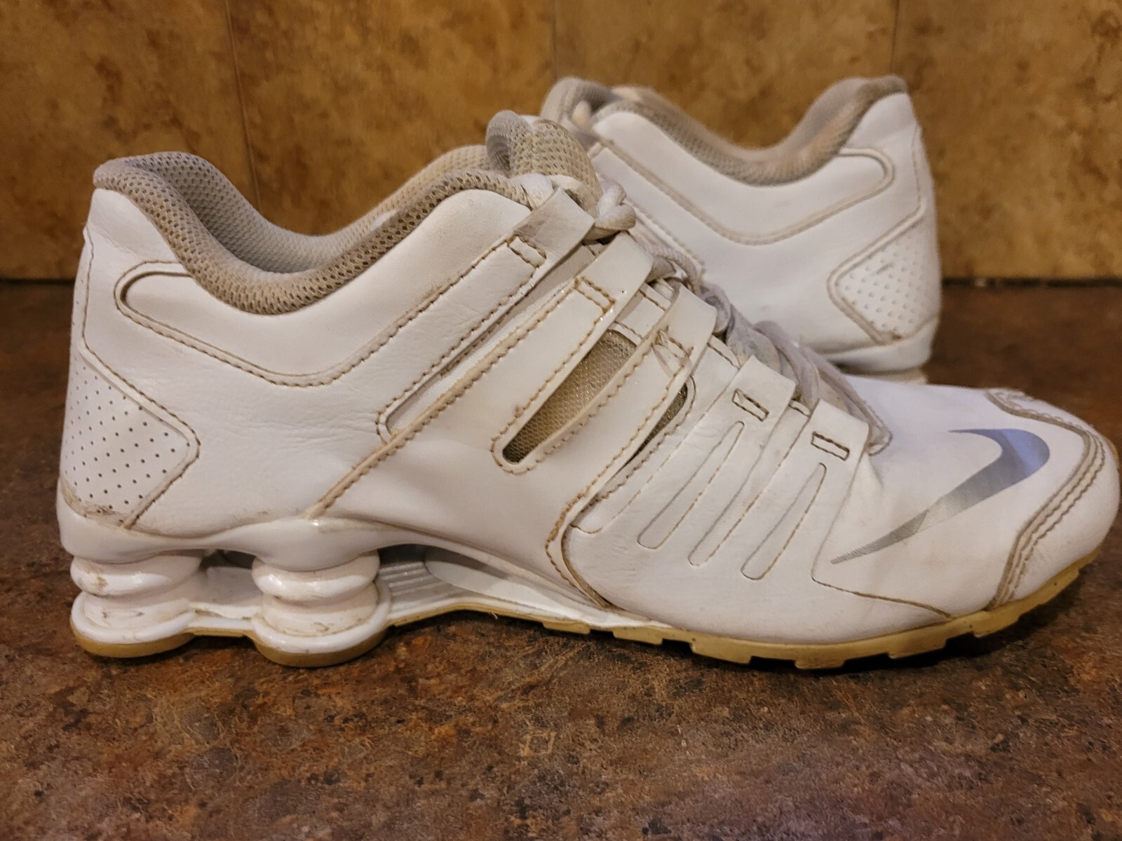 Nike 739637-102 Shox Current GS White Leather Lace Running Shoe Youth ...