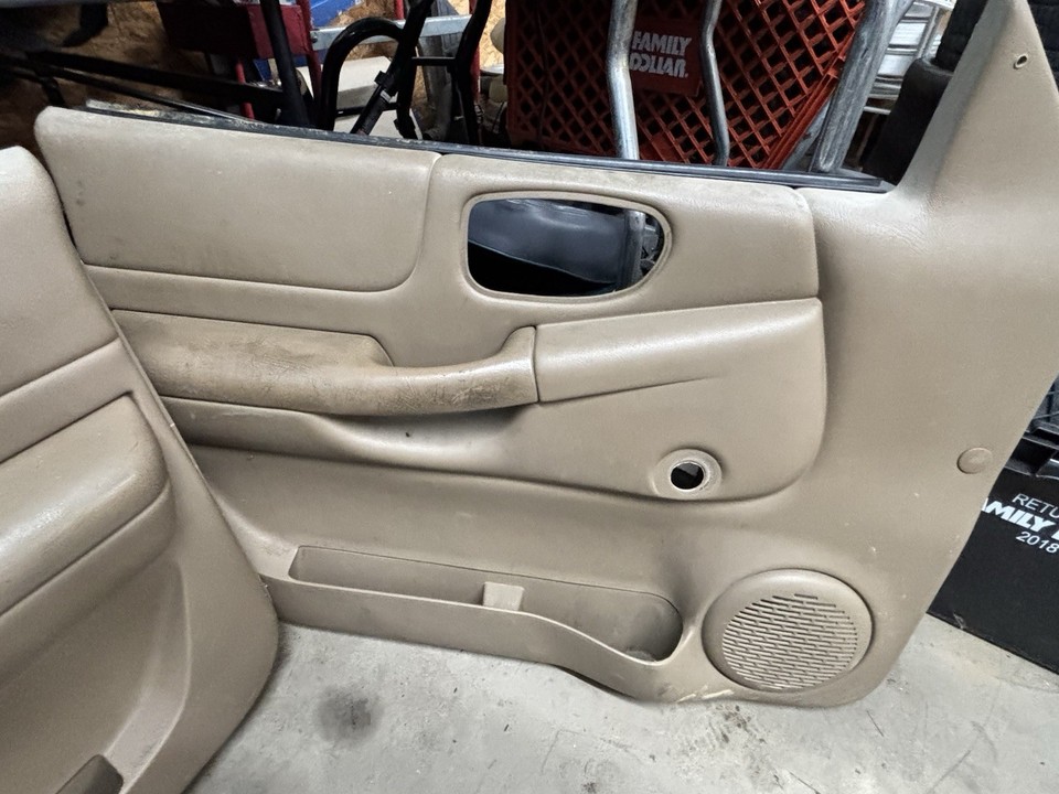 98-05 Blazer S10 Jimmy L&R door panel crank windows ~ 006 05 14 25 | eBay