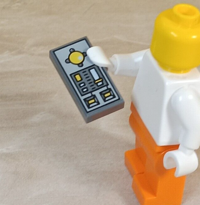 LEGO Universal Remote Printed Tile Piece Part 1x2 TV Car DRONE Truck ...