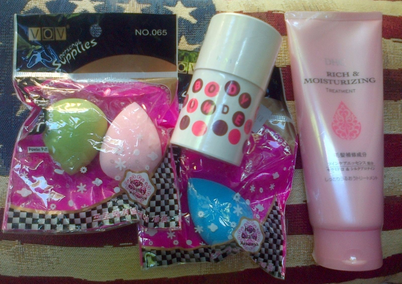 DHC Moisturizing Hair Treatment, 3 VOV Sponges / Blenders & RMK Body ...