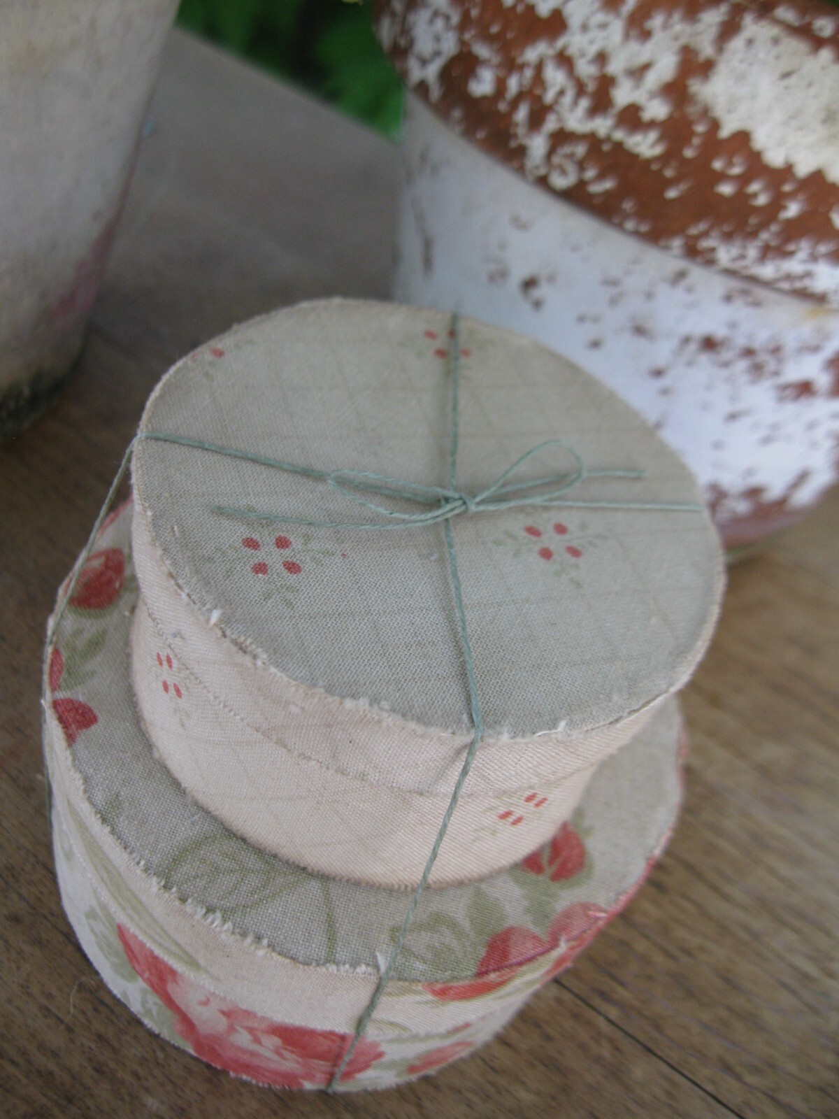 Stack of 2 Small Papier Mache Boxes Floral Calico | eBay