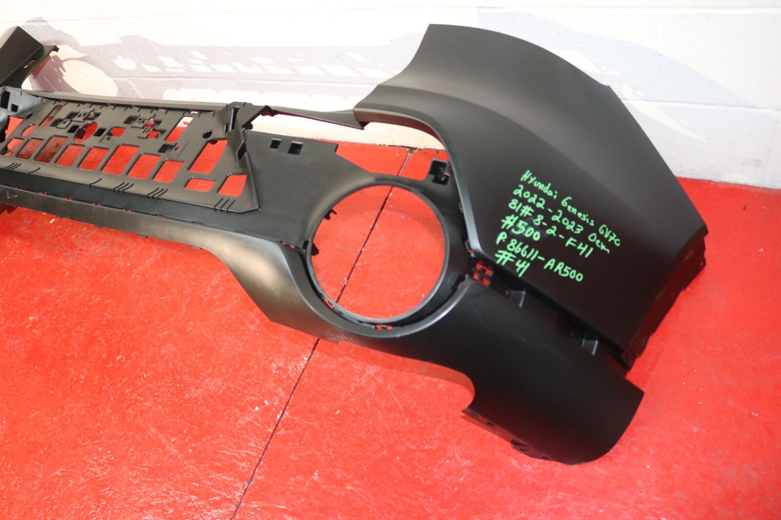 2022 2023 HYUNDAI GENESIS GV70 REAR BUMPER COVER OEM | eBay